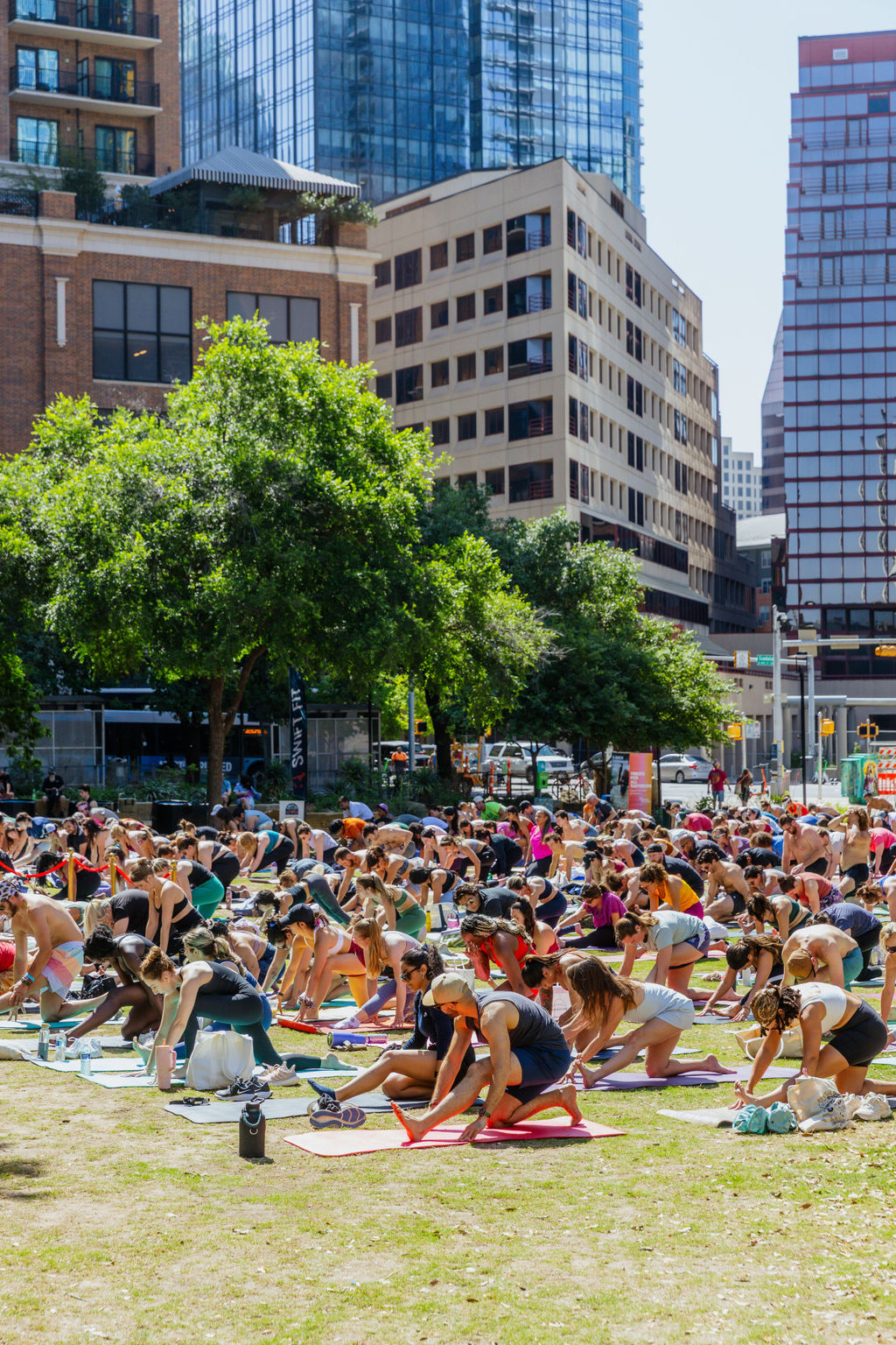 In Photos: Singles Yoga in the City 2025 - Austin Monthly Magazine